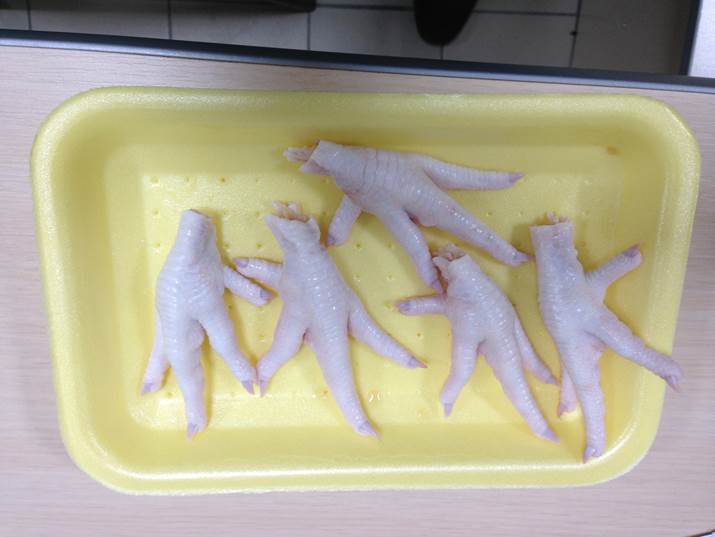 Offer: Grade A Frozen Chicken Paw